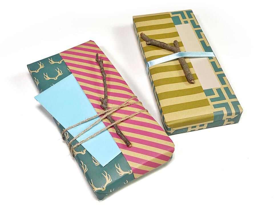 How To Wrap A Gift With Reversible Paper: Vertical Pocket - Gift ...
