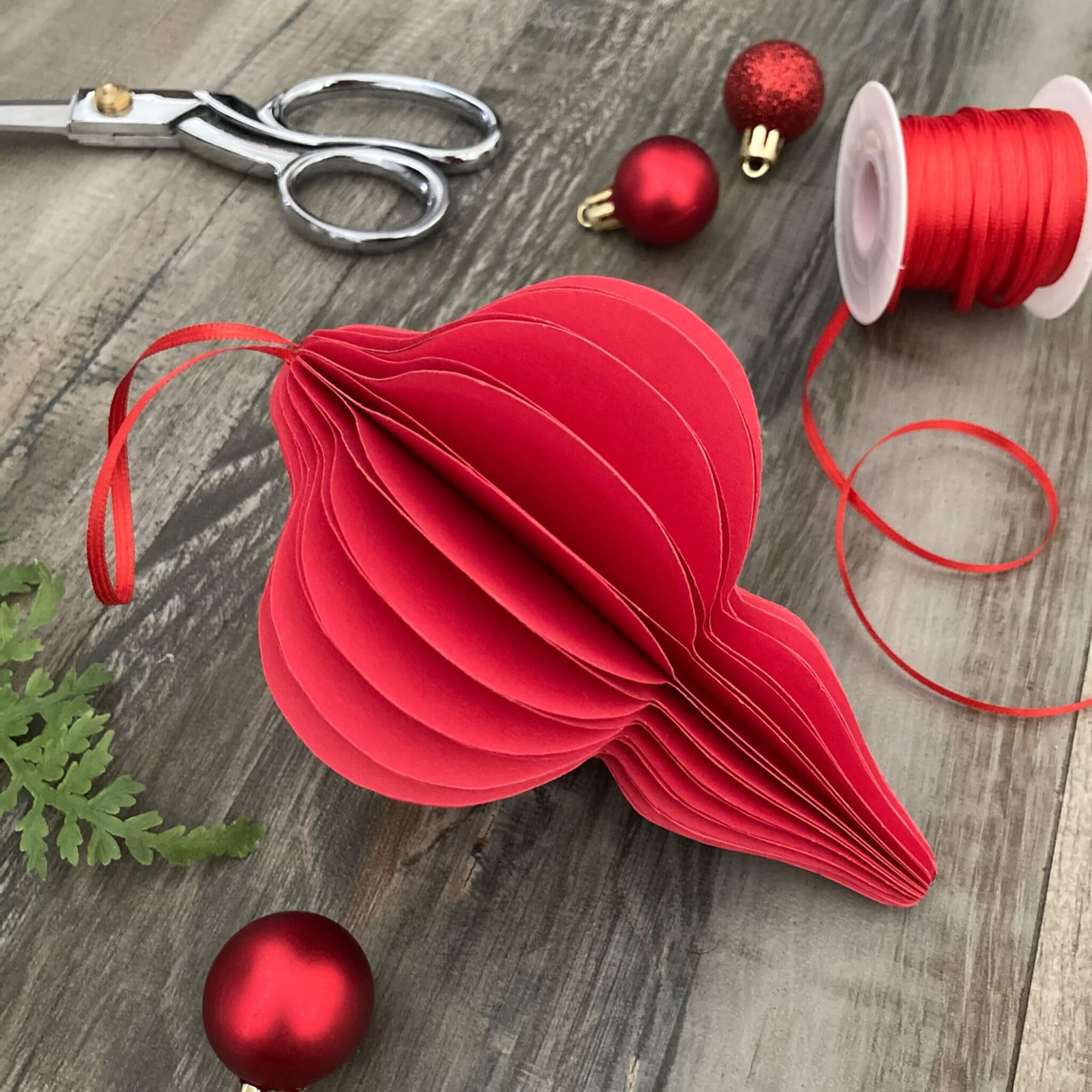 Handmade Christmas Tree Ornaments (Traditional Collection) - Gift ...